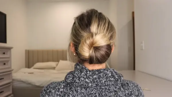 5 Easy Low Messy Bun Updos Anyone Can Do