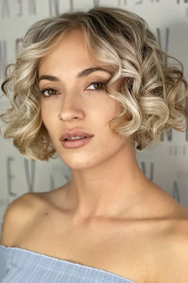 10 Cute Micro Bob Haircut Ideas That Make a Statement